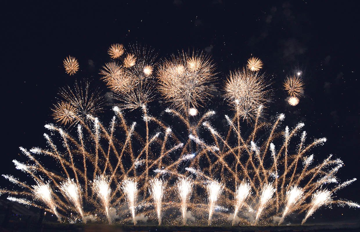 Imperial Lotus SE – Fireworks